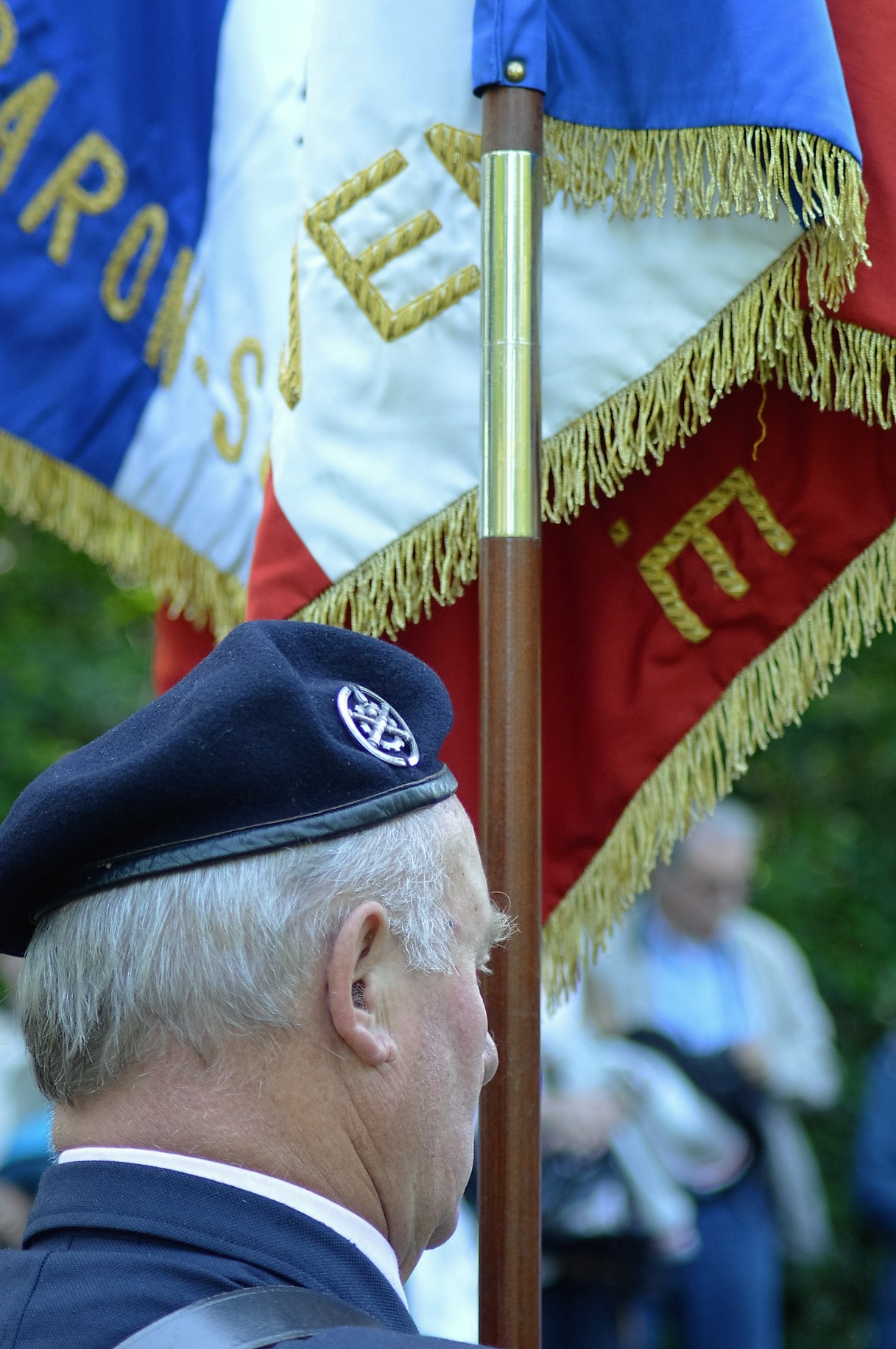 Les Drapeaux de Cérémonie - Abeille Drapeaux